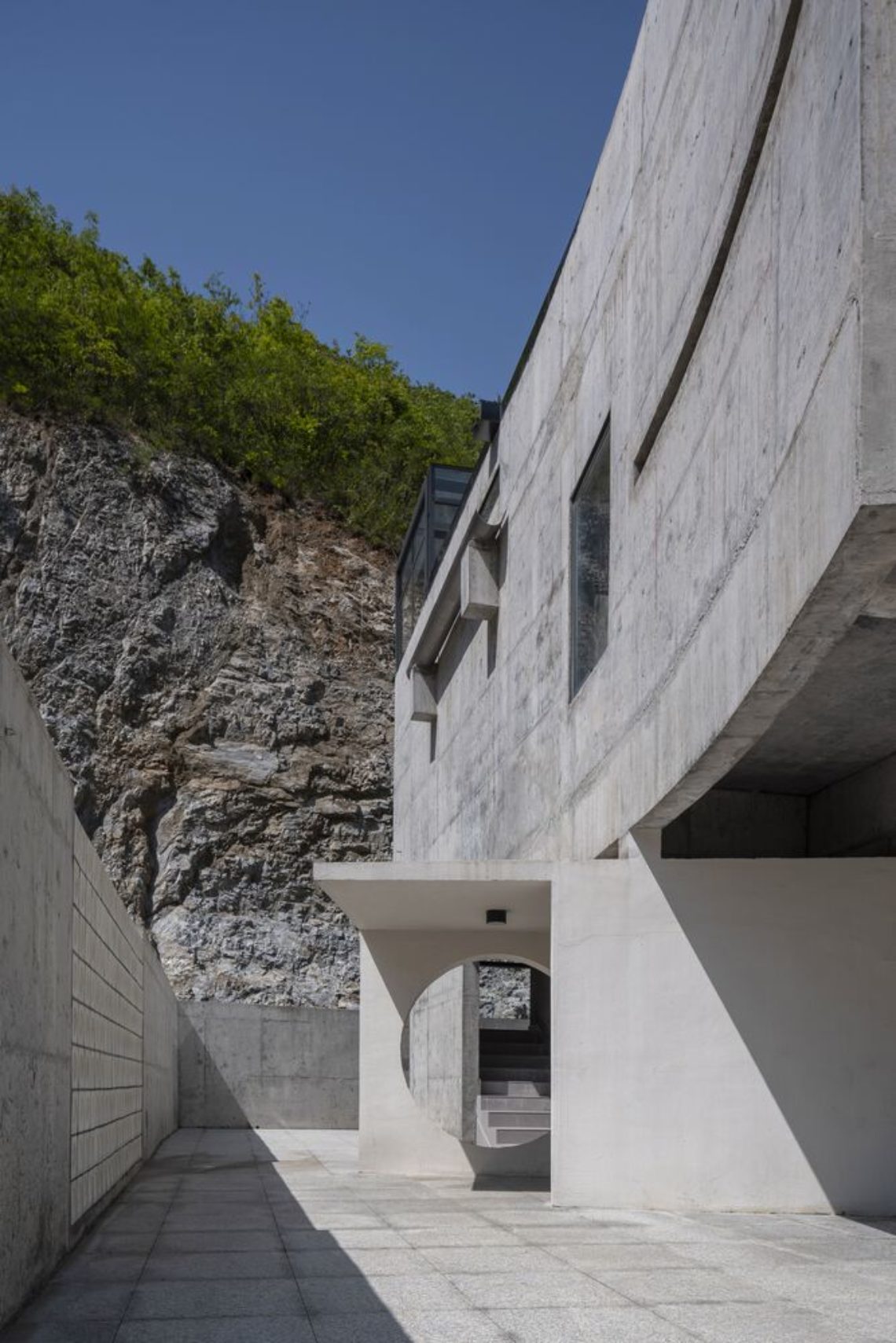 Cliff House l LI WENXI Architects - Arch2O.com