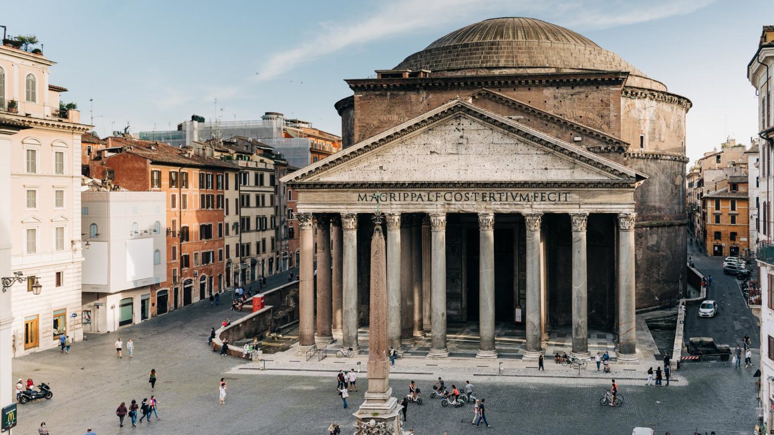 Past Meets Present: The Enduring Charms of Roman Architecture in Modern ...