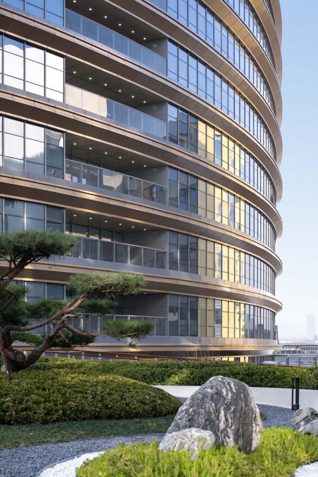 Qilu Hospital of Shandong University Emergency Medical Building l MENG ...