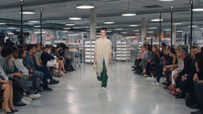 Renowned Kengo Kuma Crafts Fendi Collection Using Washi Paper and Tree ...