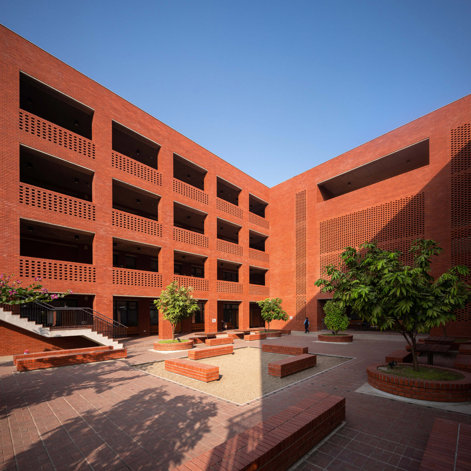 The New Aga Khan Academy Dhaka Features Inviting Green Spaces for ...