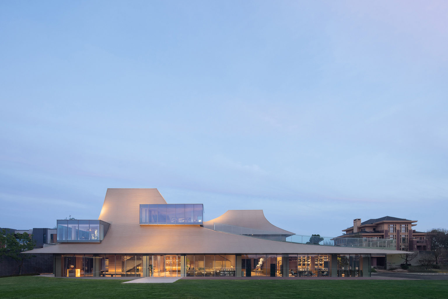 Community Center of Fragrant Lake l line+ studio – Arch2O.com