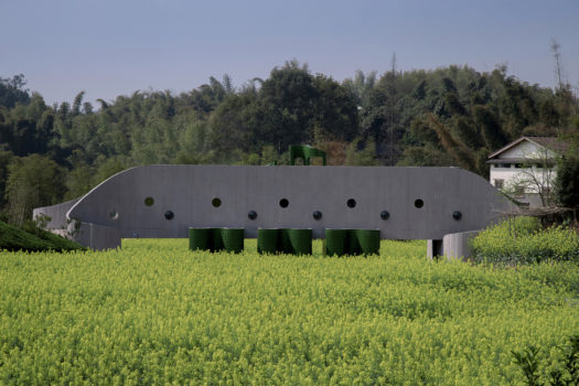 Bridge-Toilet l FMD - Arch2O.com