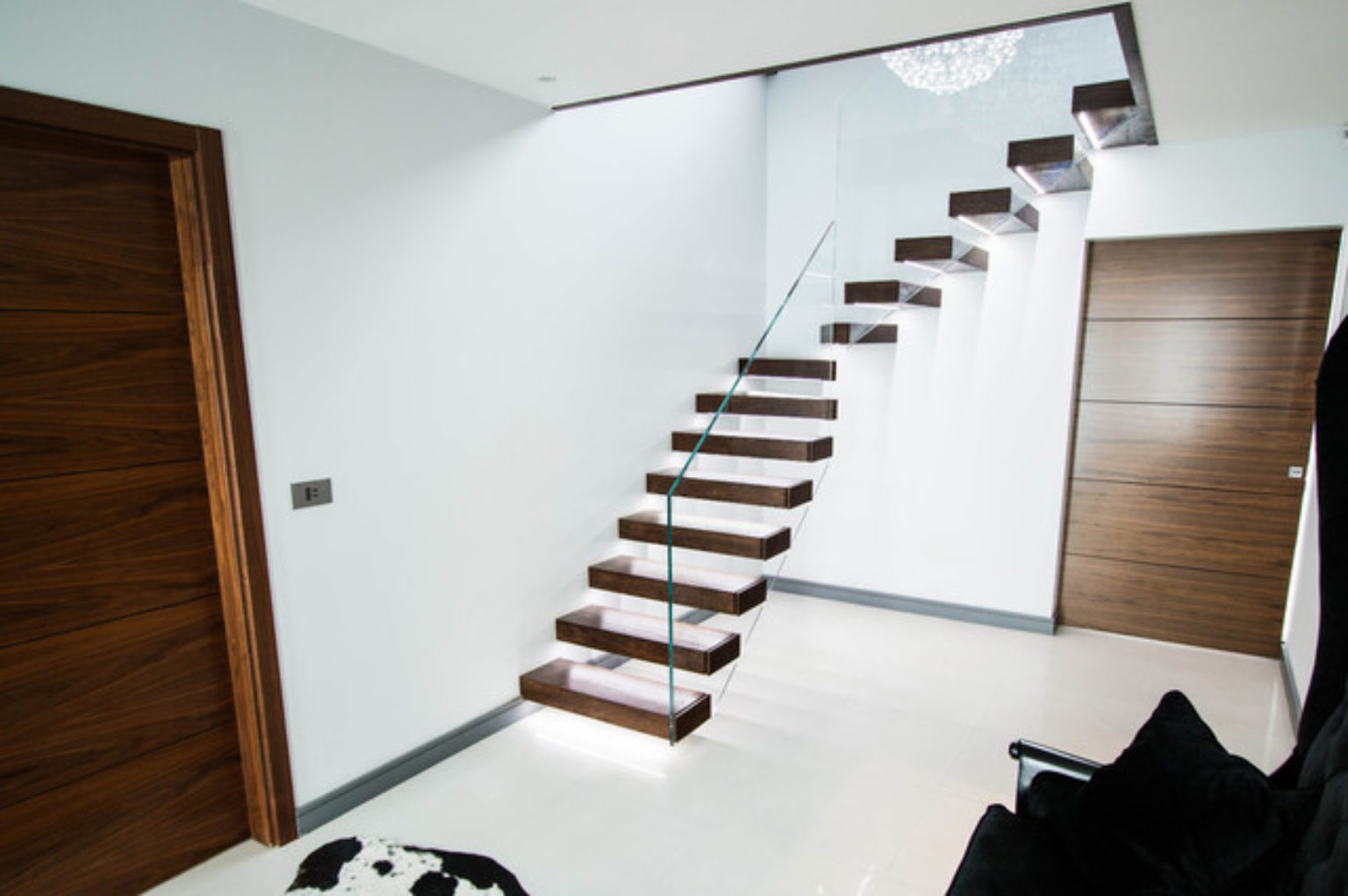 Elevate Your Living Space: A Comprehensive Floating Staircase Detailing ...