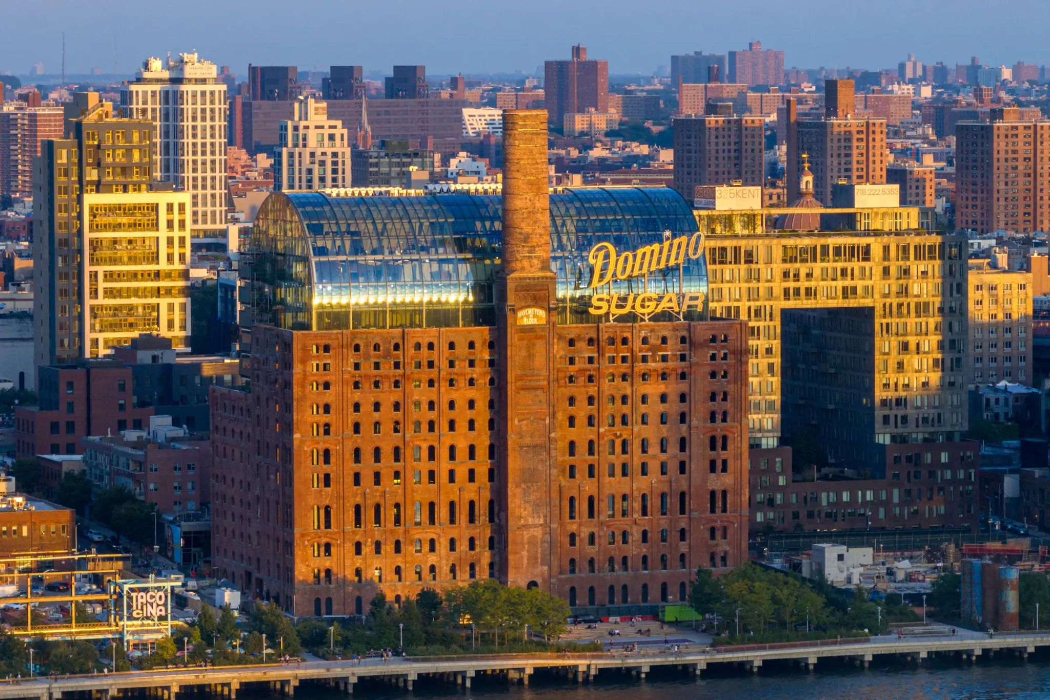 From Rust to Glory: The Refinery at Domino Shines in Brooklyn – Arch2O.com