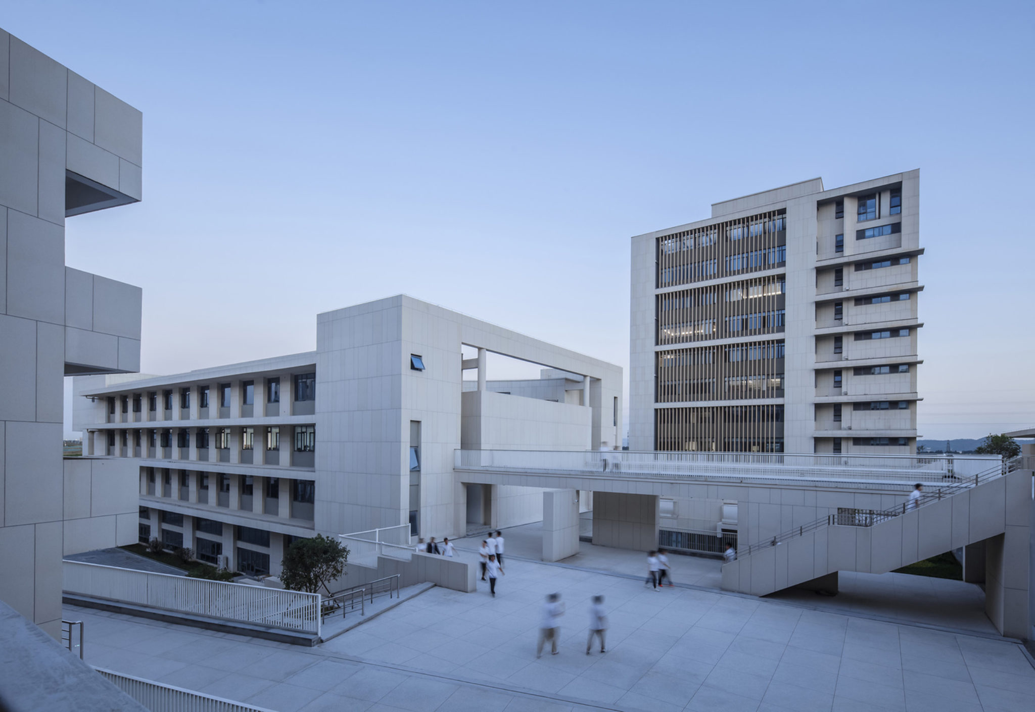 Jiangsu Jingjiang Senior High School New Campus l Zhaohui Rong Studio ...