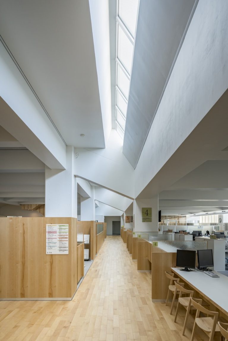Niseko Town Hall l Atelier BNK - Arch2O.com