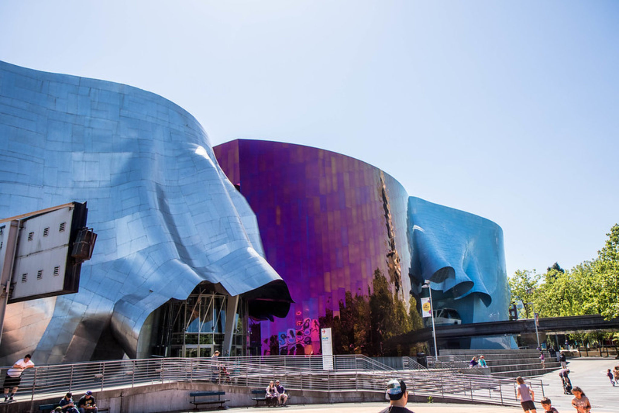 Journeying Through 18 Iconic Museums Worldwide - Arch2O.com