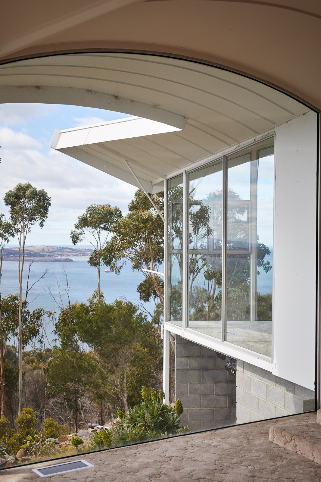 Celebrating the architectural legacy of Esmond Dorney: Docomomo ...