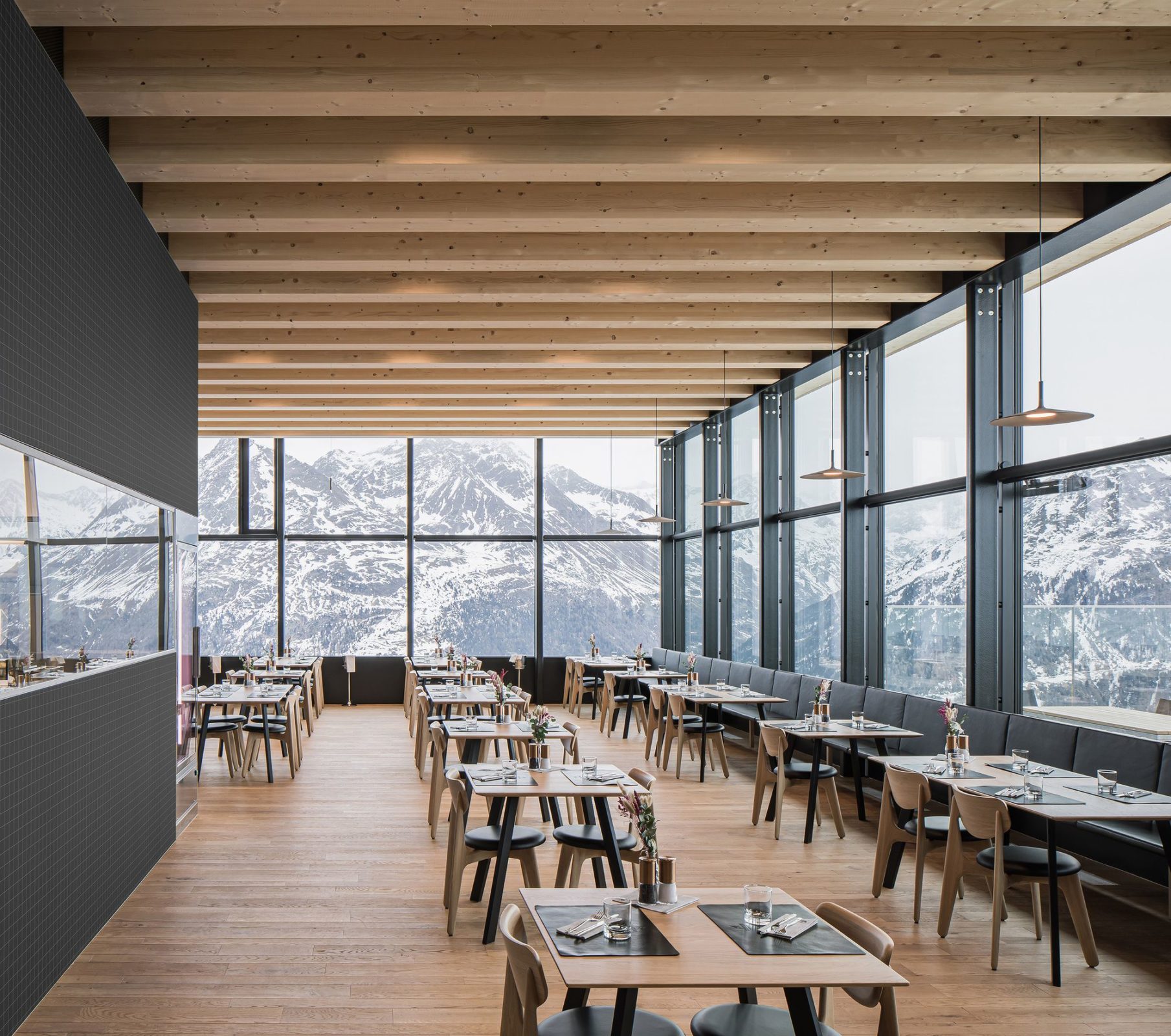 Gaislachkogl Cable Car Middle Station Extension | obermoser + partner ...