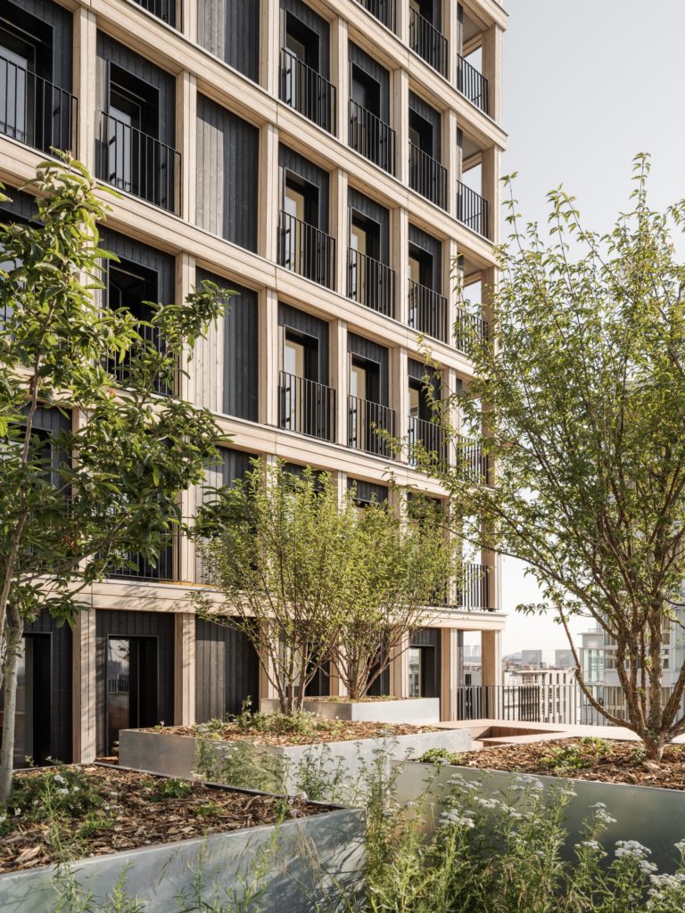 Le Berlier Residential Tower in Paris | Moreau Kusunoki - Arch2O.com