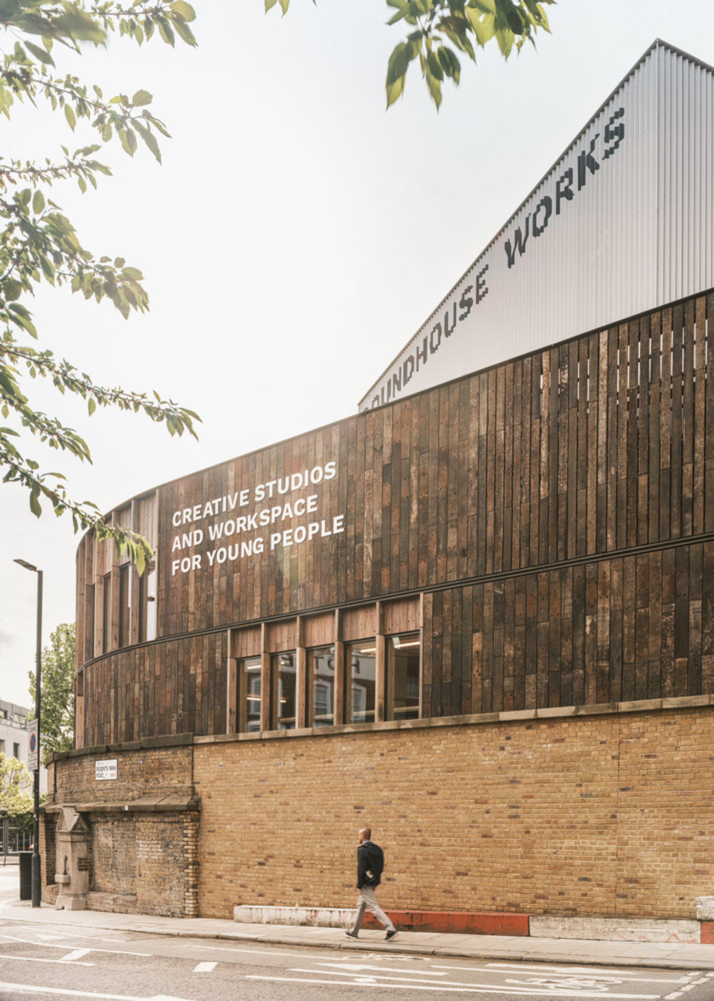 Roundhouse Works l Reed Watts Architects + Paddy Dillon - Arch2O.com