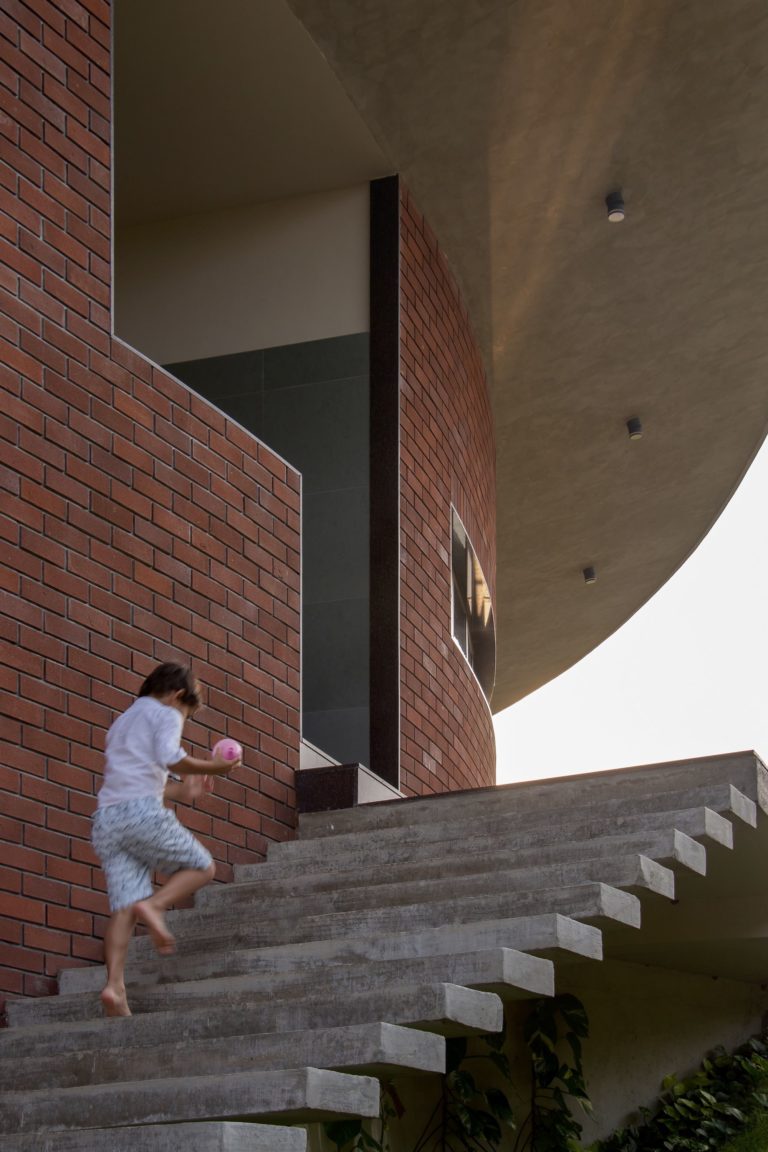 The Ring House | studio prAcademics - Arch2O.com