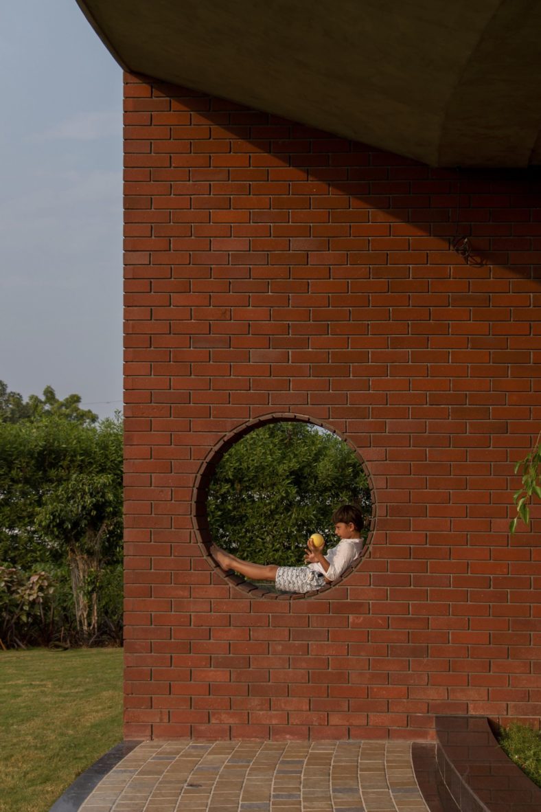 The Ring House | studio prAcademics - Arch2O.com