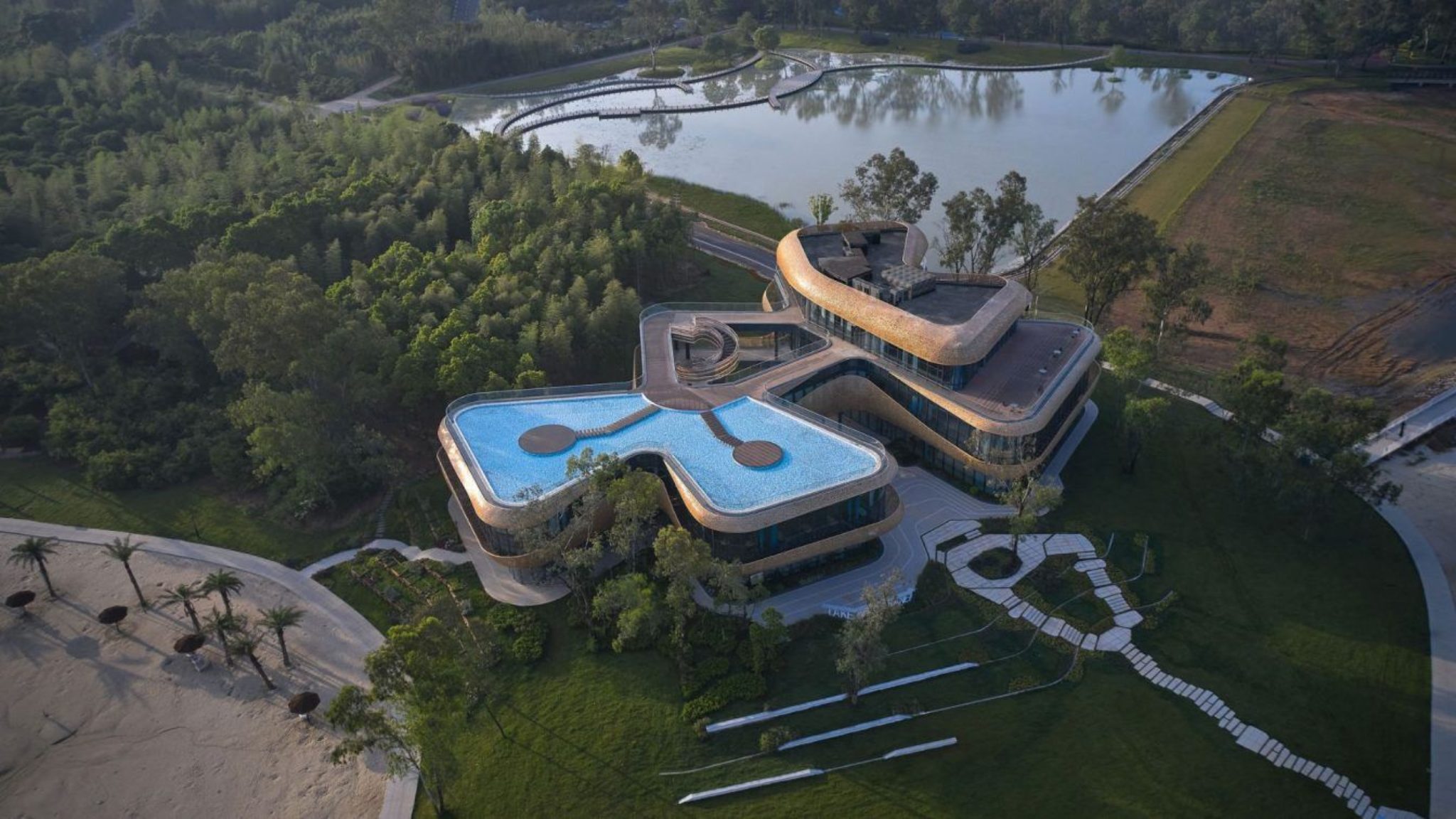 White Crane Lake Visitor Center | Archperience Design - Arch2O.com