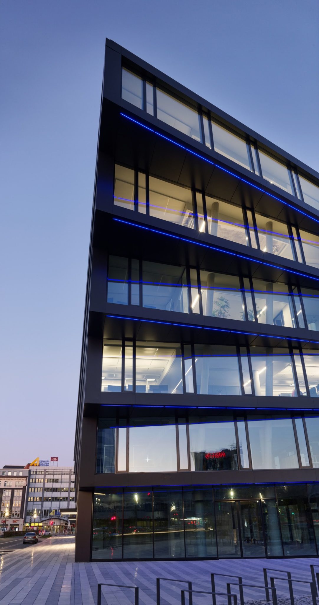 Mercator One Office Building | Hadi Teherani Architects - Arch2O.com