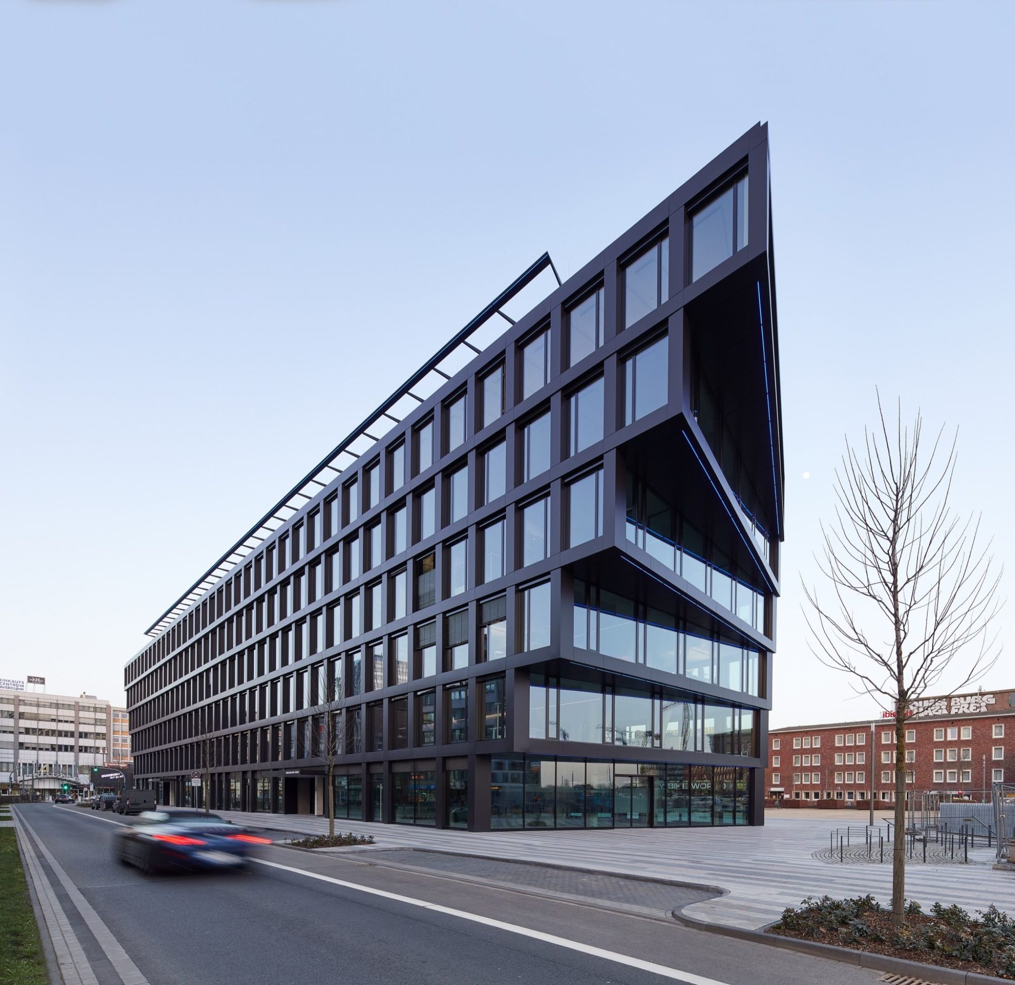 Mercator One Office Building | Hadi Teherani Architects - Arch2O.com