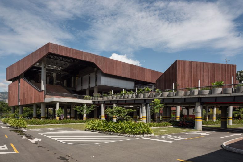 MOVA Teacher Innovation Center | OPUS - Arch2O.com
