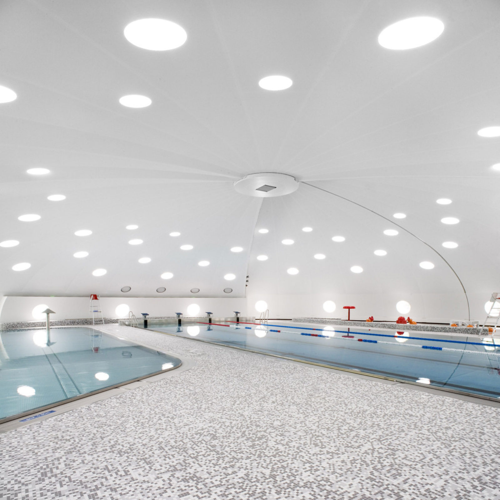 "Tournesol" Swimming Pool Refurbishment | Urbane Kultur - Arch2O.com