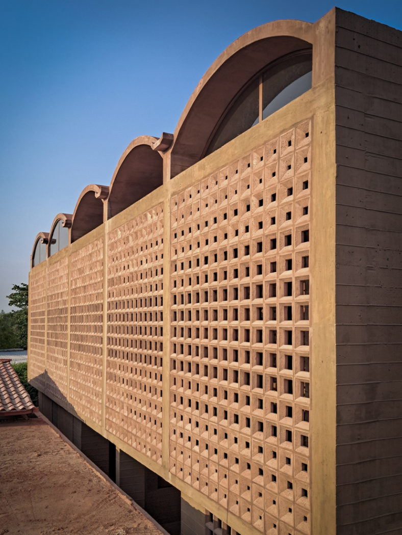 DIF Comitancillo Center | AIDIA STUDIO - Arch2O.com