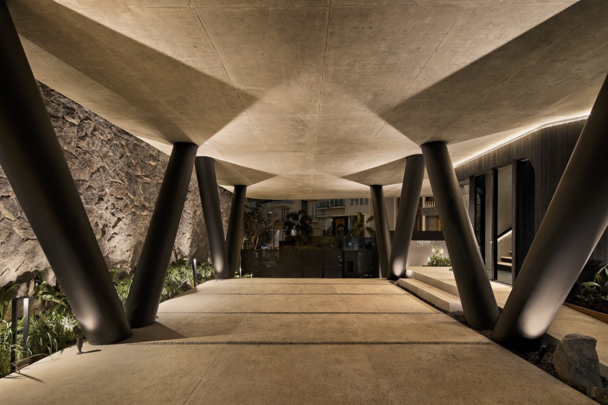 House on V-Stilts | K-Thengono Design Studio - Arch2O.com
