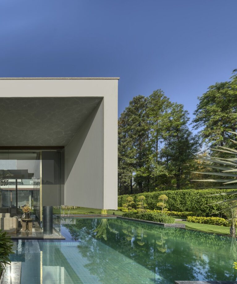 Folded Wall House | DADA Partners - Arch2O.com