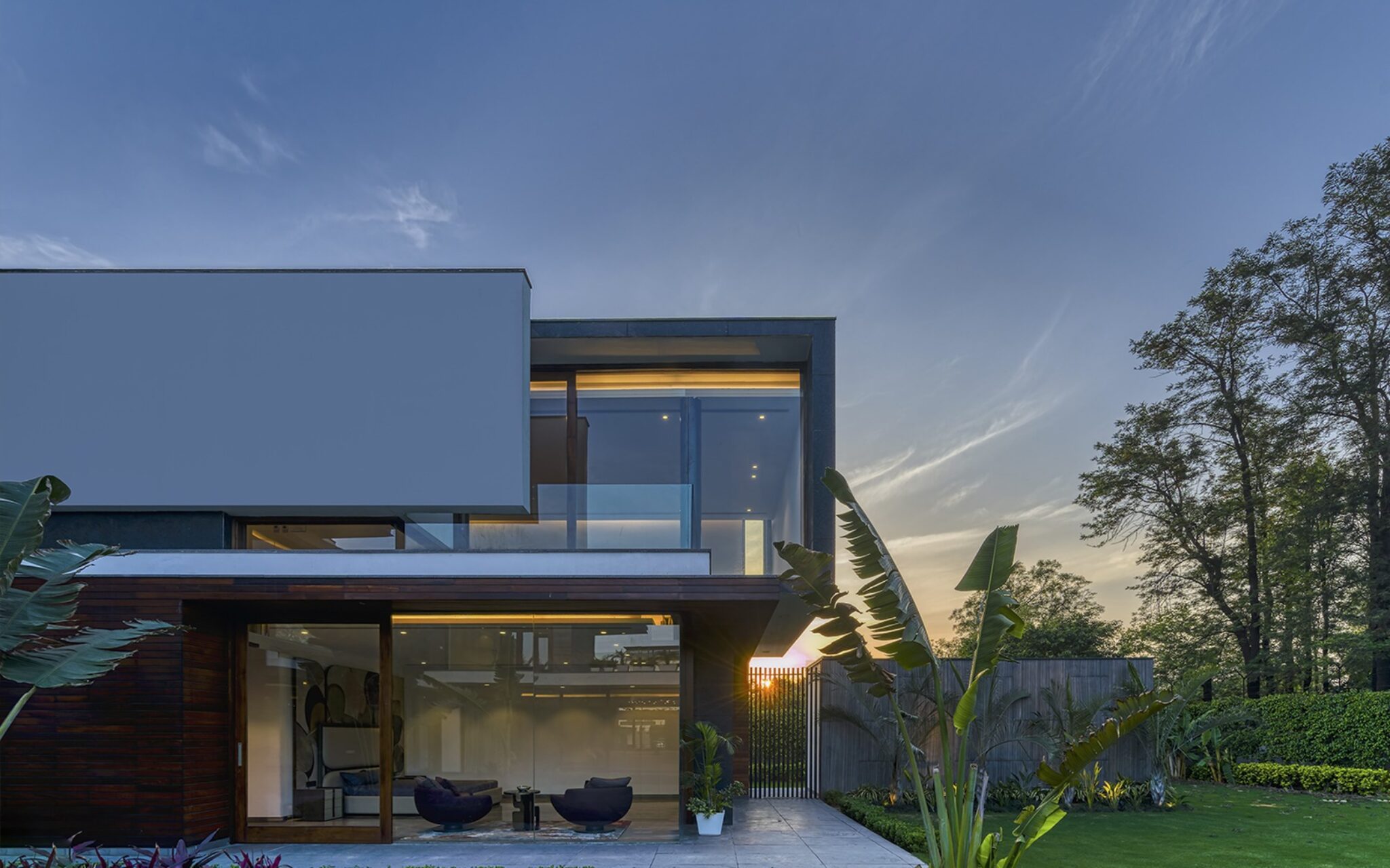 Folded Wall House | DADA Partners - Arch2O.com