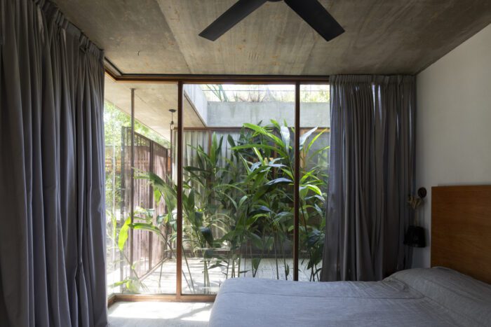 House Between Trees | Barbara Berson - Arch2O.com