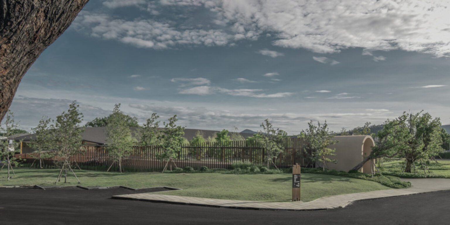 KAEW Boutique | MOBIUS STUDIO - Design Creator - Arch2O.com