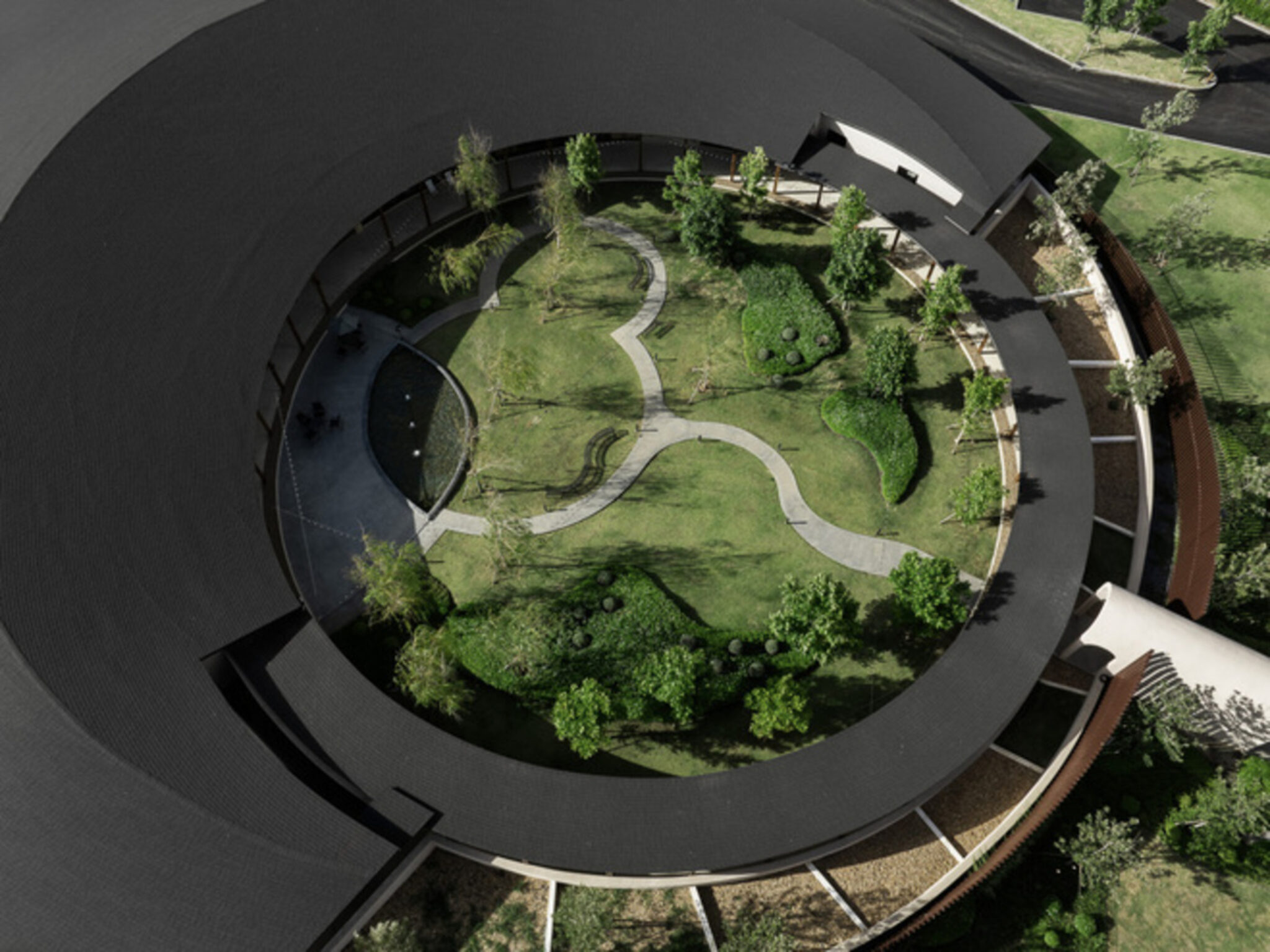 KAEW Boutique | MOBIUS STUDIO - Design Creator - Arch2O.com