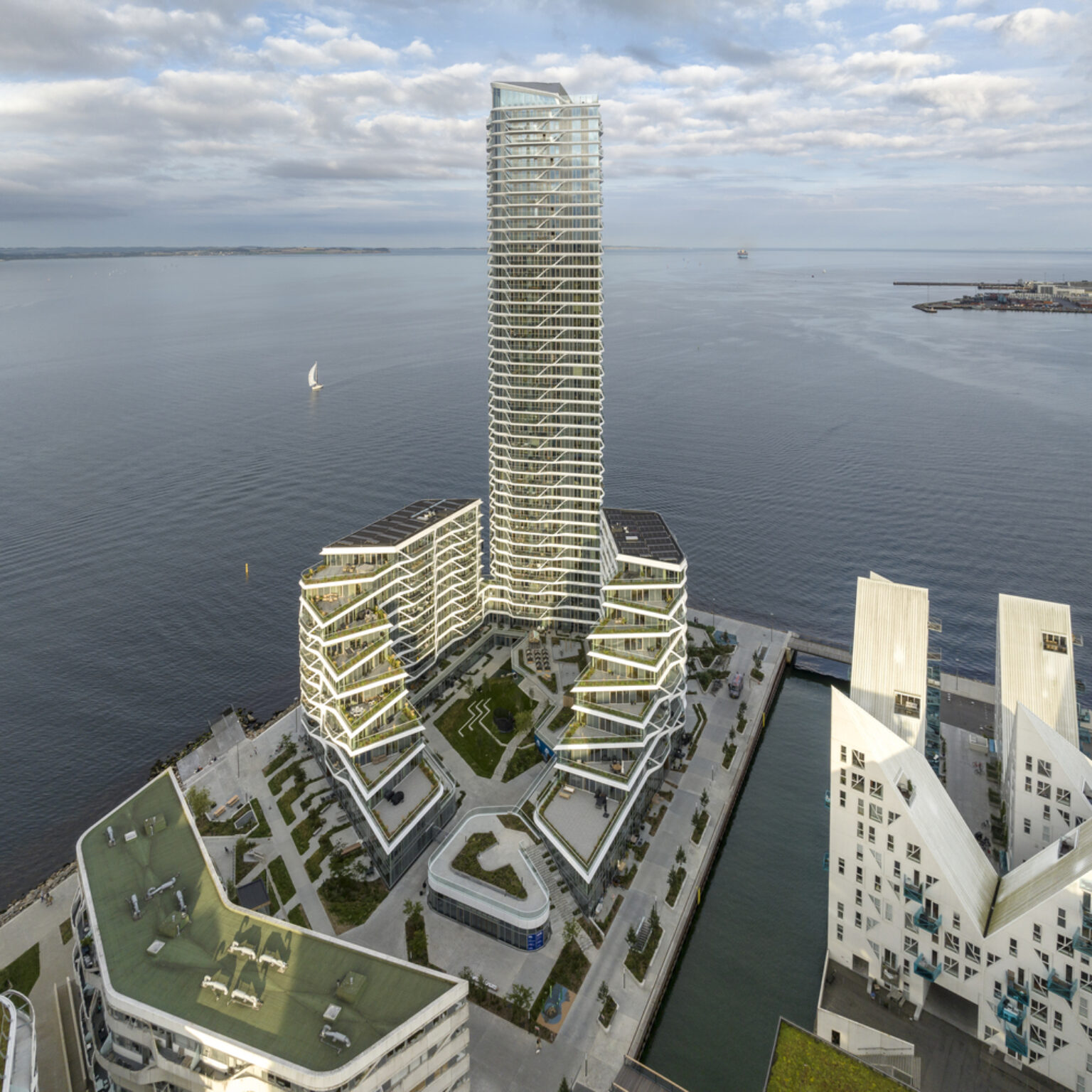 Lighthouse Building | 3XN - Arch2O.com