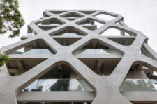 Folded Ground Neighborhood Facility | LIFE Architects - Arch2O.com