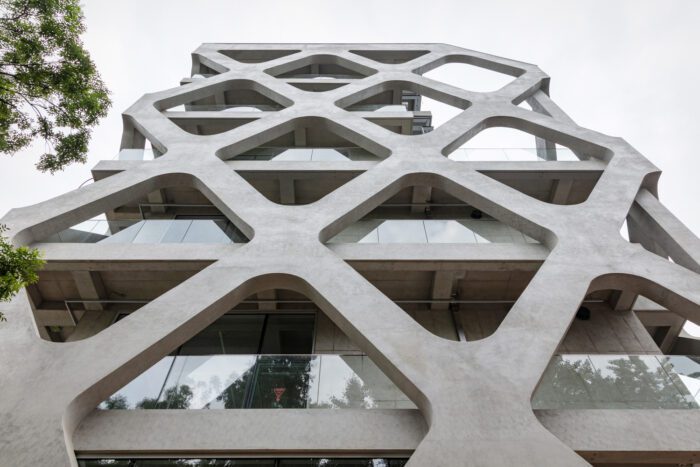 Folded Ground Neighborhood Facility | LIFE Architects - Arch2O.com