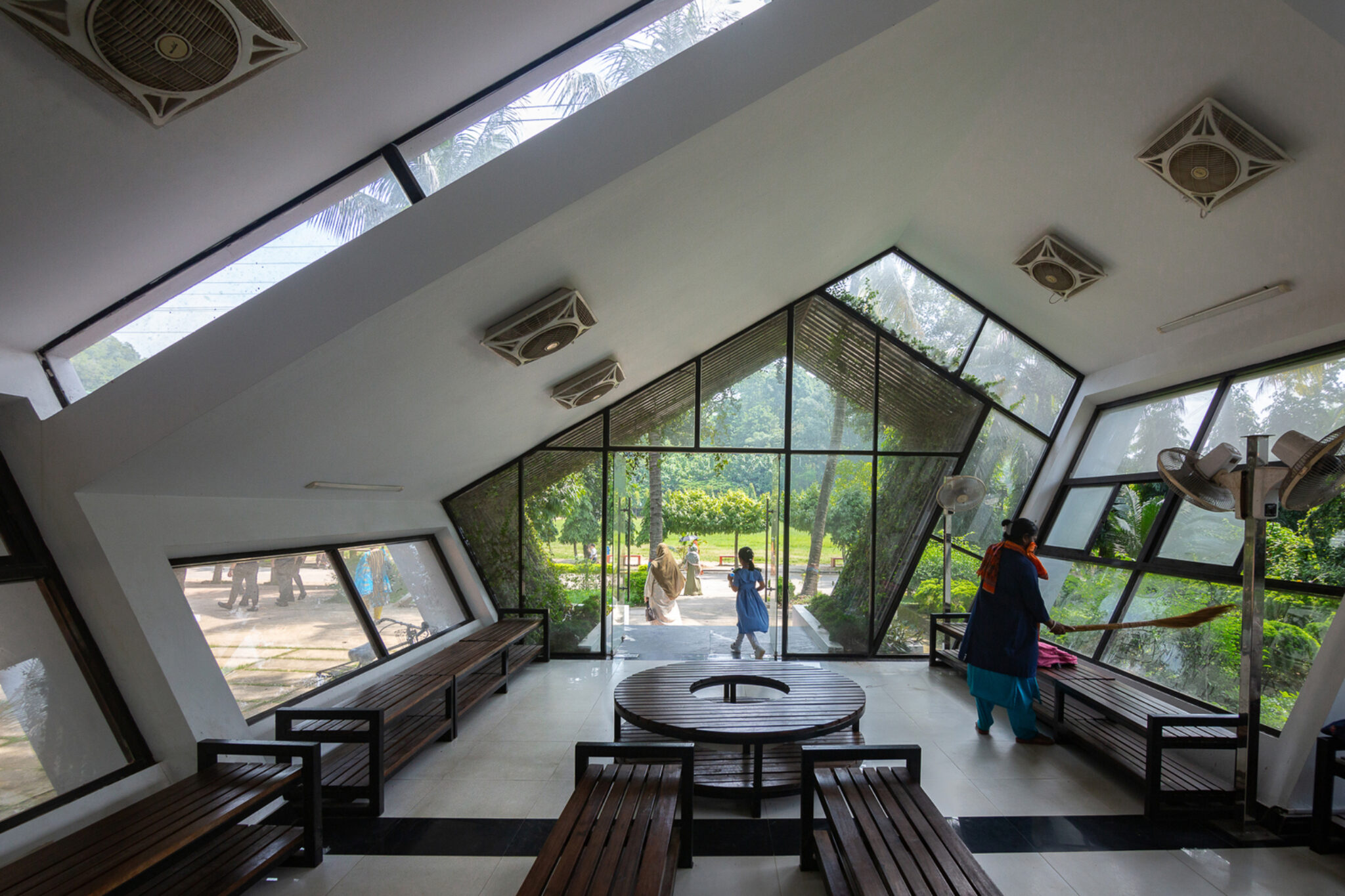 Parental Shed | Vector Plinth - Arch2O.com