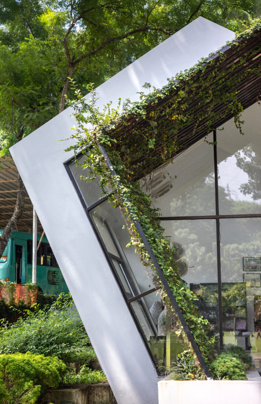 Parental Shed | Vector Plinth - Arch2O.com