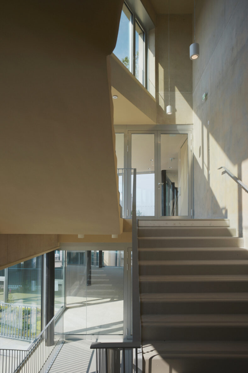 Nation Office Building Intervention | TANK Architectes - Arch2O.com