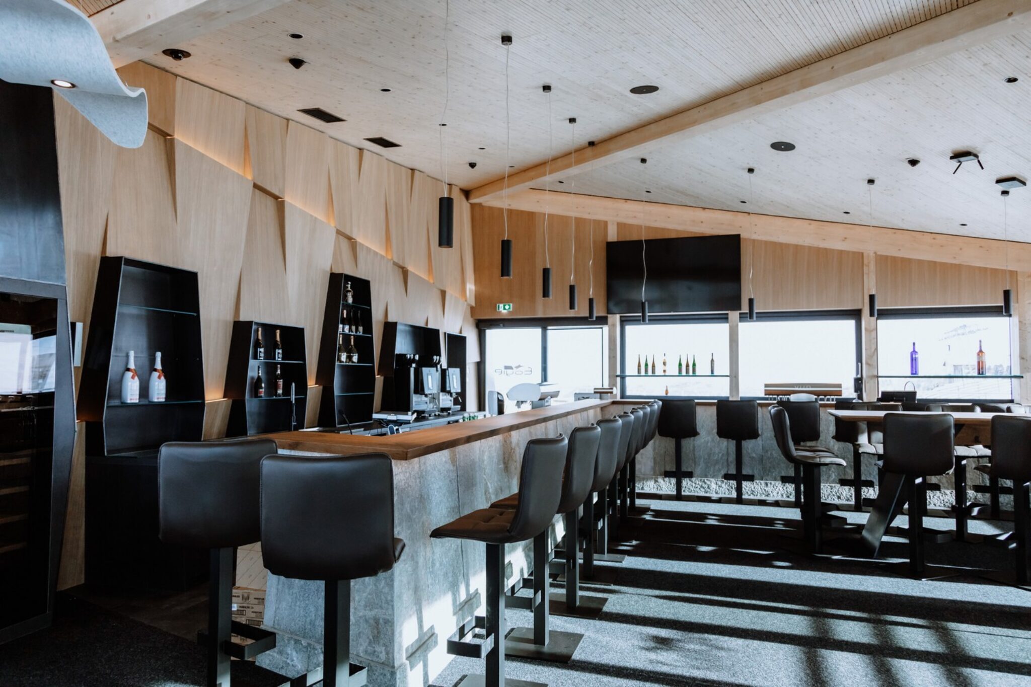 The Eagle Mountain Top Restaurant | Viereck Architects - Arch2O.com