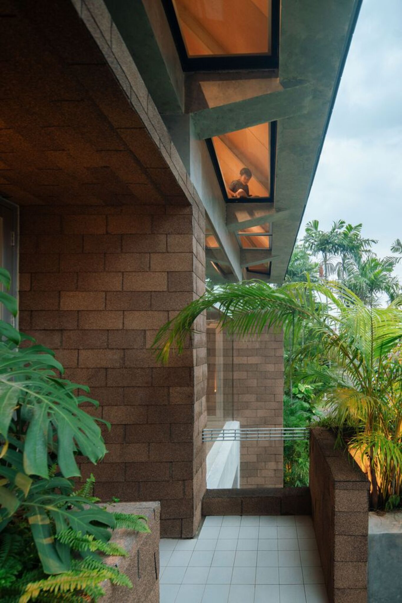 Attic Above Garden House | RAD+ar (Research Artistic Design ...