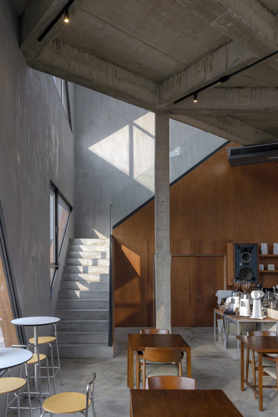 DIFF Coffee Roasters | ASWA - Arch2O.com