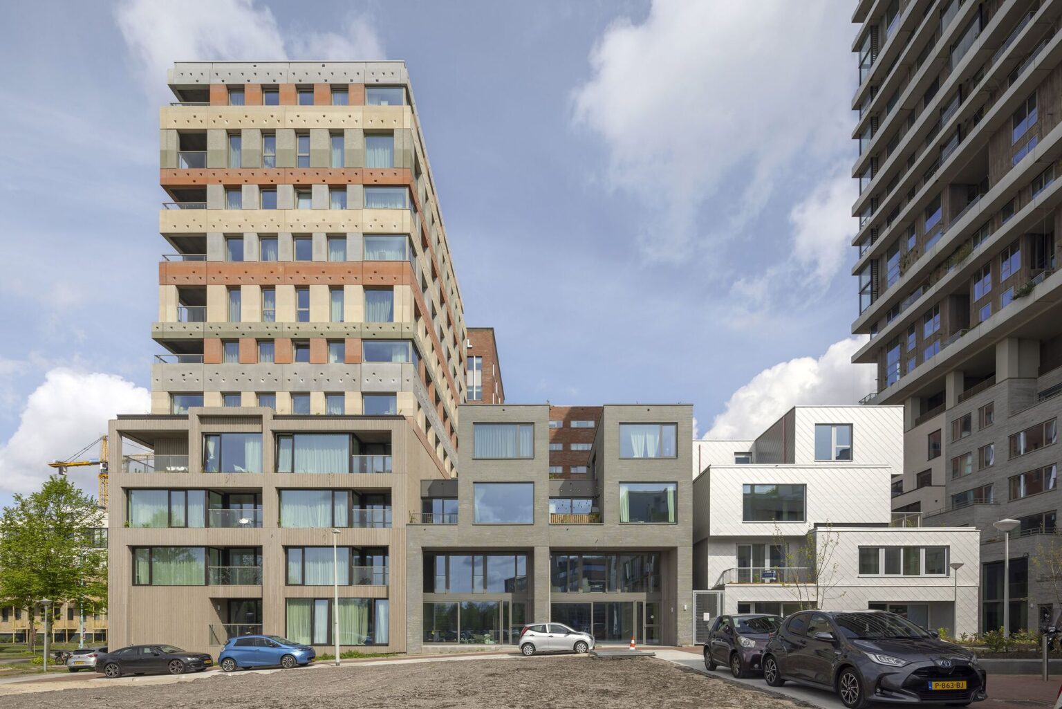 VERTICAL Building | NL Architects + Space Encounters + Studio Donna van ...