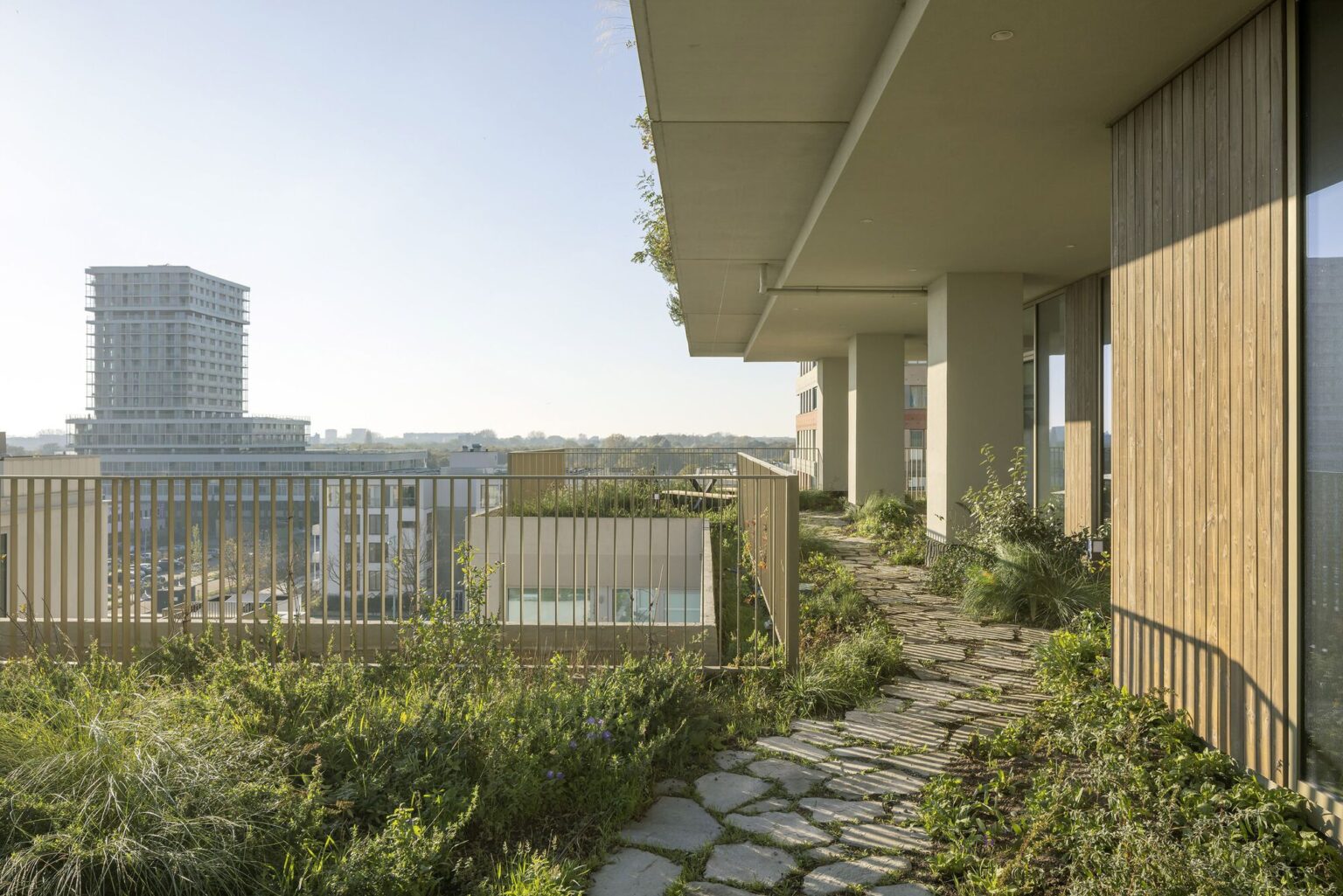 VERTICAL Building | NL Architects + Space Encounters + Studio Donna van ...