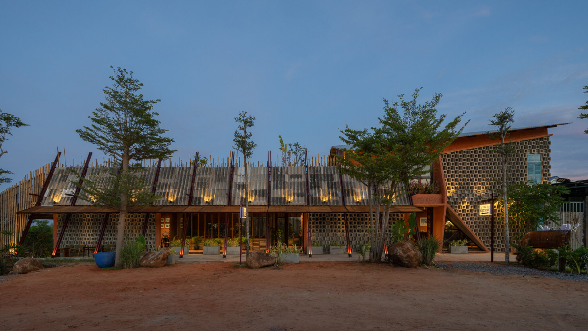 Dragonfly Retreat & Cafe | Country House. Architecture - Arch2O.com