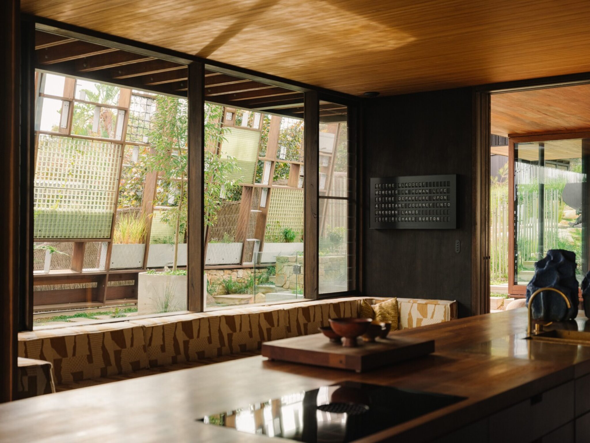 Holocene House | CplusC Architectural Workshop - Arch2O.com