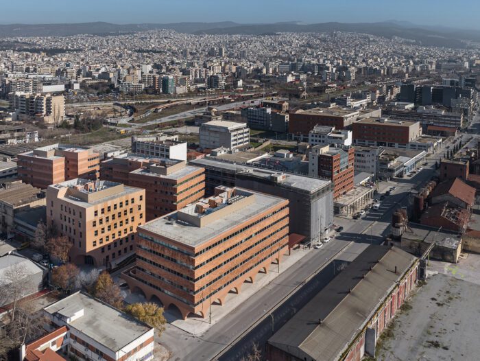 HUB26 Office Complex in Thessaloniki | Divercity Architects - Arch2O.com