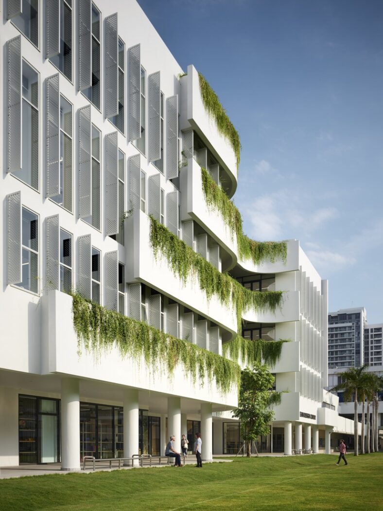New Middle School and STEAM Design Center | Flansburgh Architects ...