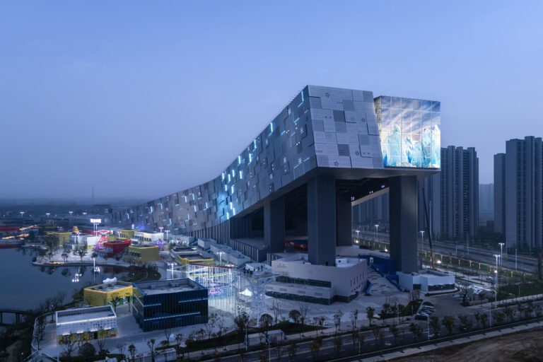 Wuhan Ski Resort | CLOU Architects - Arch2O.com