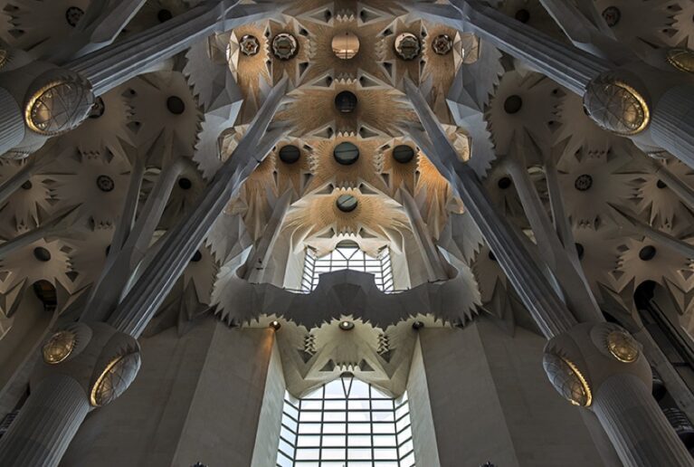 Antoni Gaudi Architecture: The Spiritual Geometry Behind Barcelona ...