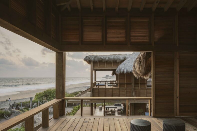 Casa de Mayo | Massív Studio - Arch2O.com