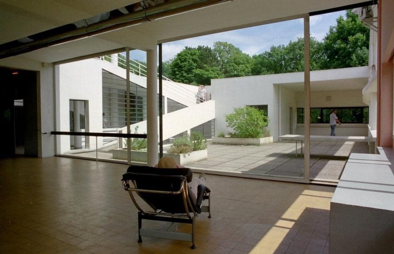 Villa Savoye: Le Corbusier's Revolutionary Masterpiece That Changed ...