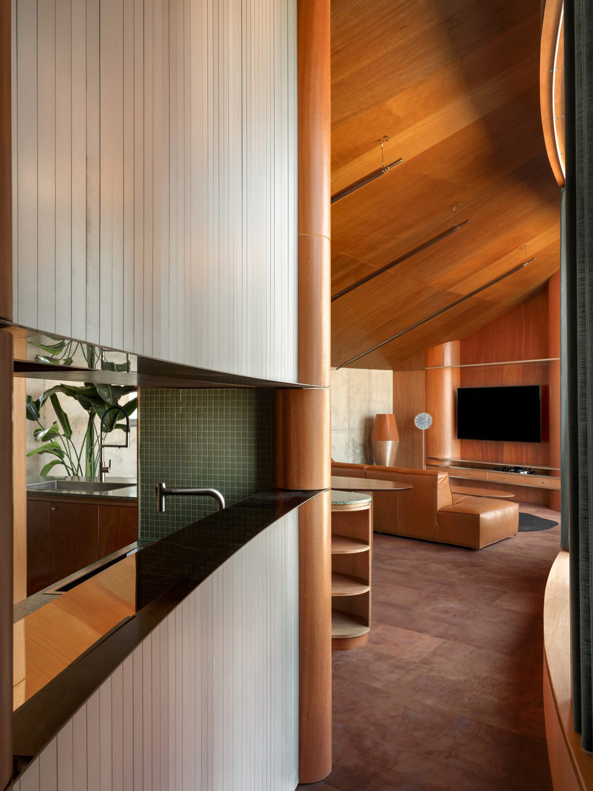 A House that Embraces Its Vegetable Garden | sukchulmok+BRBB Architects ...